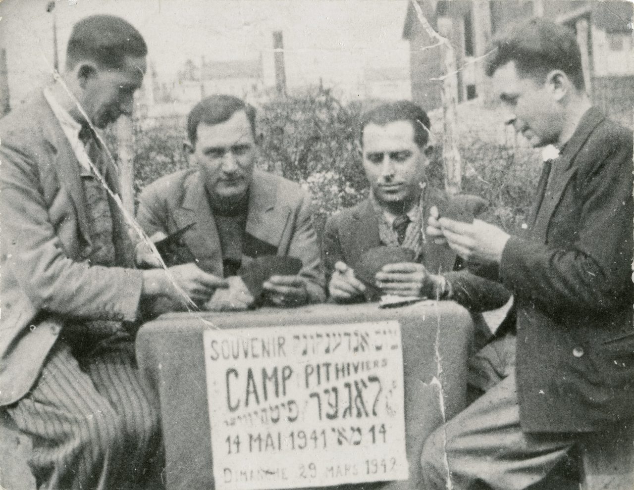 Le camp de Drancy - 1942: des rafles à la déportation 1942: des rafles ...